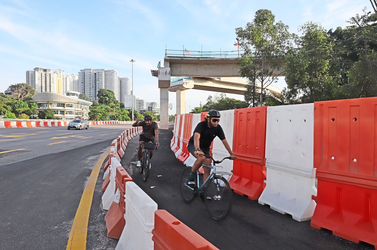 Temporary bicycle lane opens | Penang Property Talk