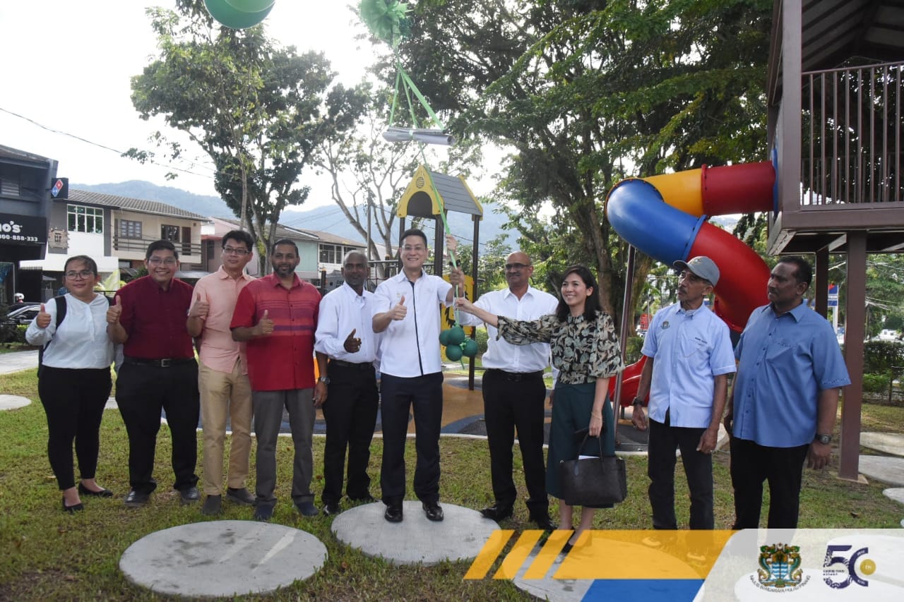 The official launch of Taman Kejiranan Hillside in Tanjong Bunga ...