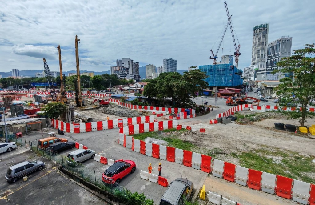 More congestion likely as LRT works spread across Penang Island ...