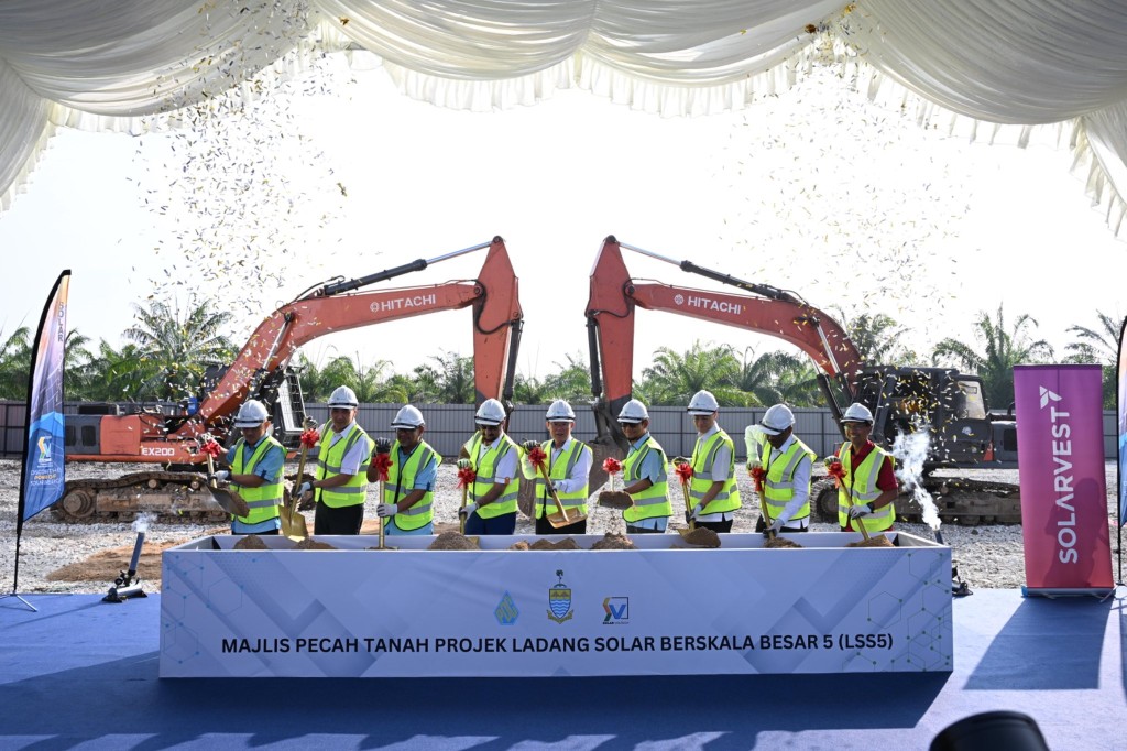 Penang breaks ground on RM103 million LSS5 solar farm in Byram | Penang ...